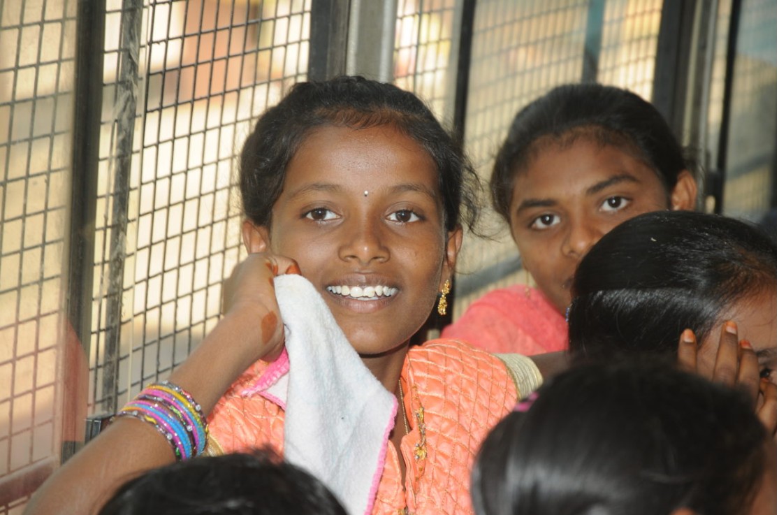 WHAT IS HELPING HAND FOR INDIA – Helping Hand for India